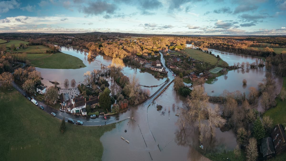 New figures reveal flood defence gaps in Waverley and East Hampshire ...